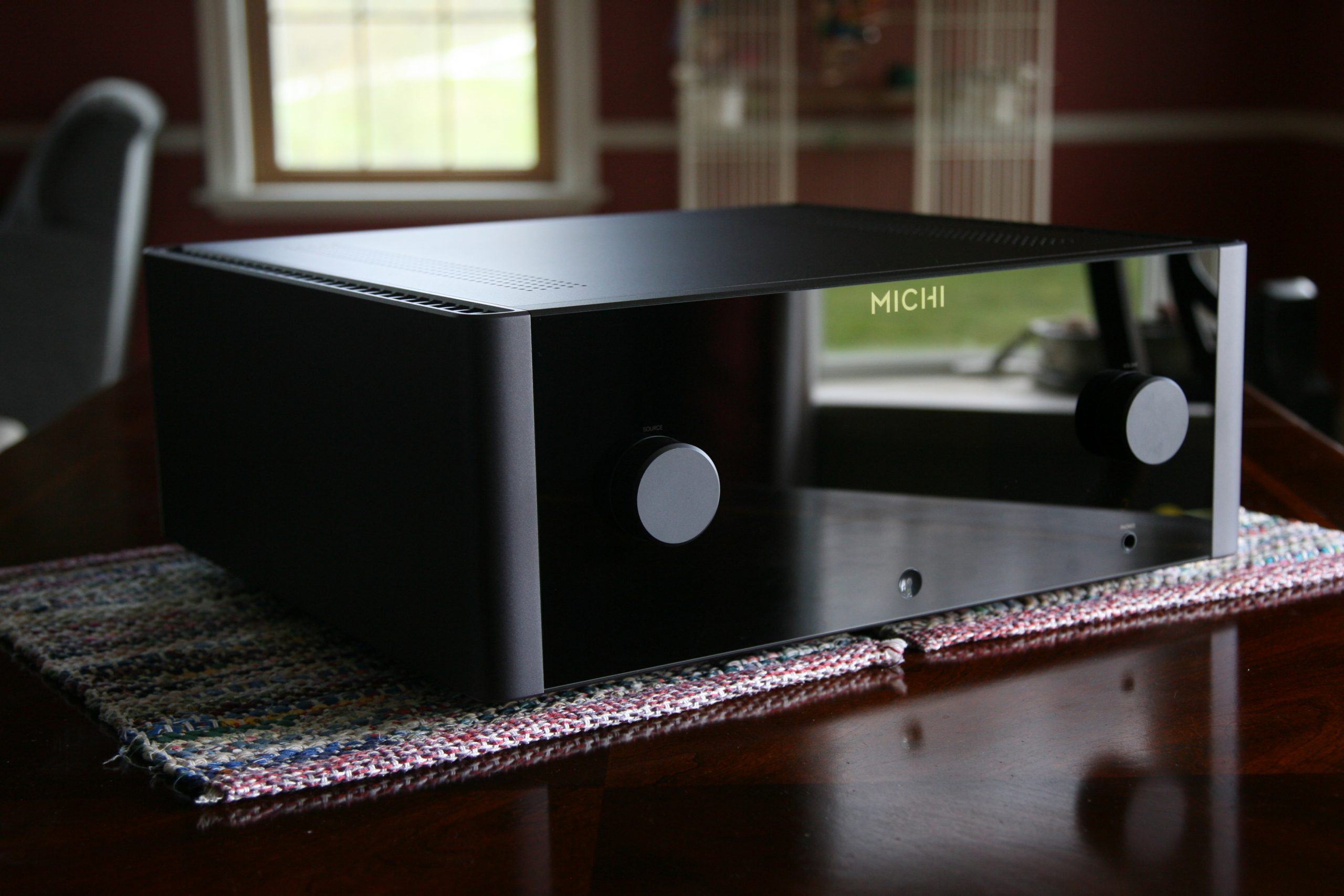 Michi X5 Integrated Amp Review - Hifi Chicken - Hifi Reviews
